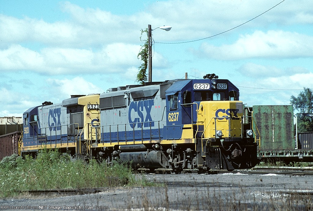 CSX GP40-2 6237